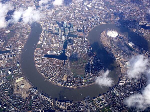 Police helicopter attempts to recreate 'EastEnders' | London - ITV News