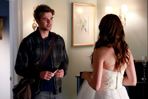 Pretty Little Liars Spencer And Dean