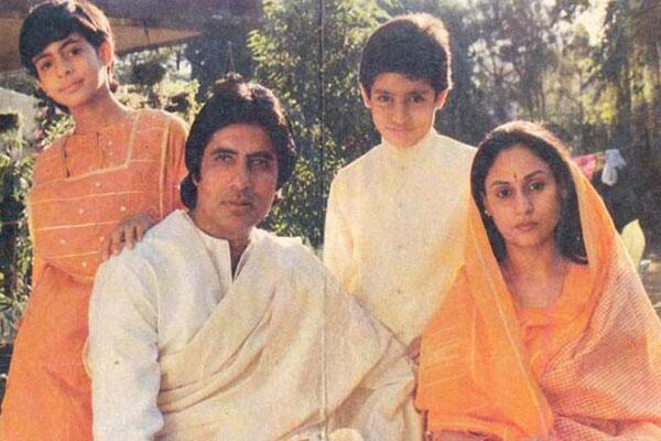 Jaya Bachchan Young