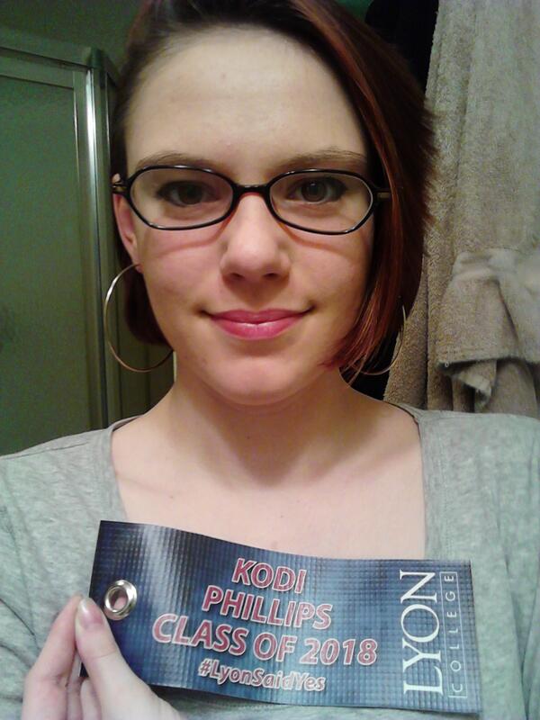 Rae Phillips's Instagram, Twitter & Facebook on IDCrawl