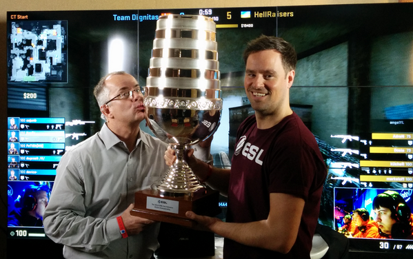 The 2014 EMS One Katowice CS:GO Championship Trophy : r/GlobalOffensive