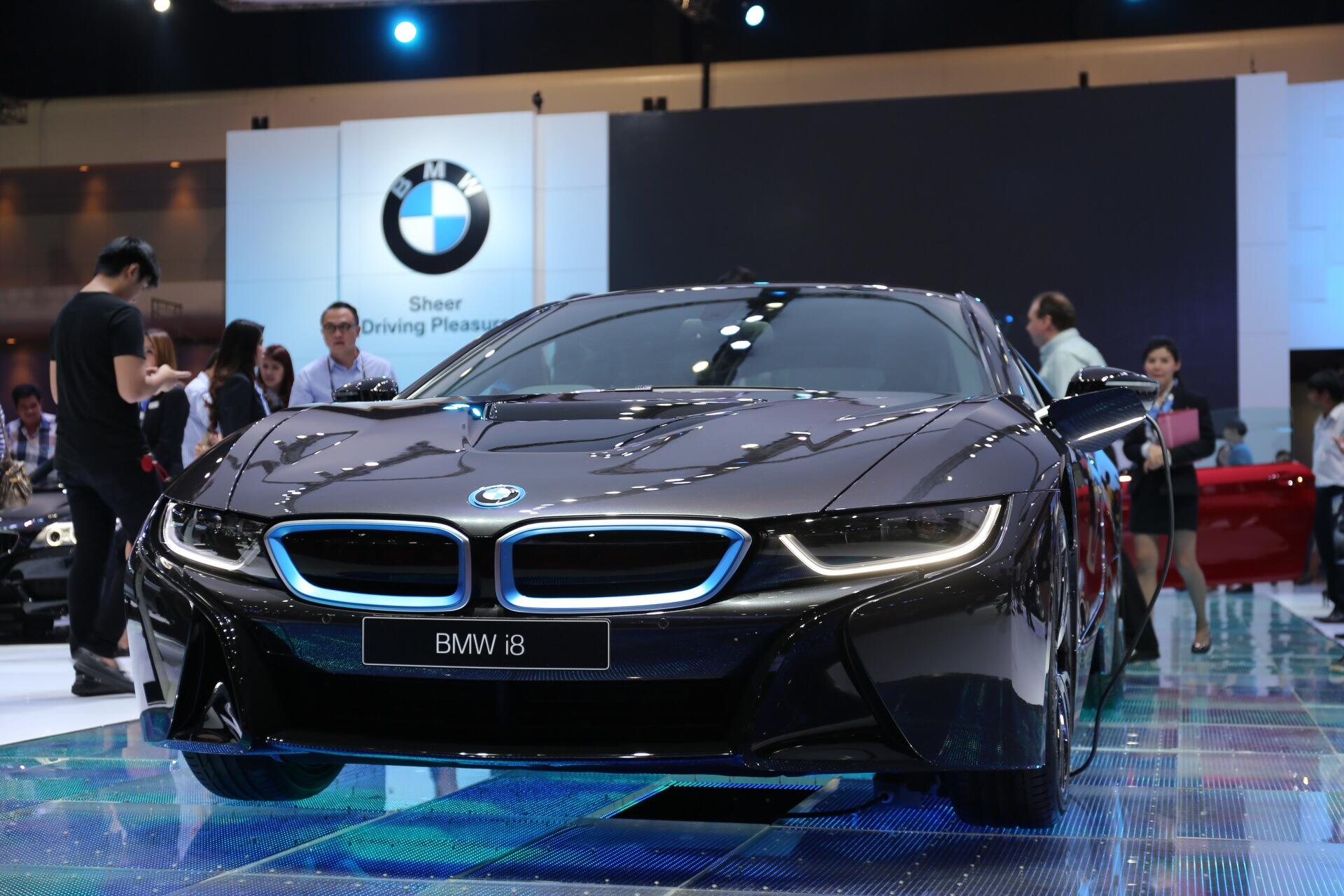 อัลบั้มที่มีรูปภาพมากกว่า 100 รูปของ Bmw I8 Pure Impulse ราคา Nec