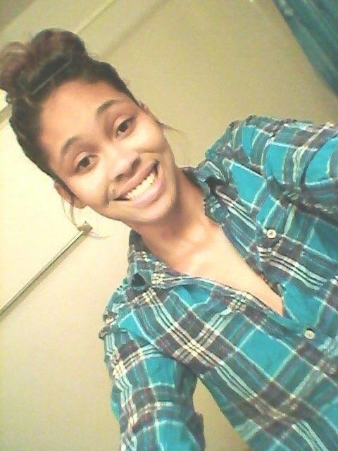 Davina Davis's Instagram, Twitter & Facebook on IDCrawl