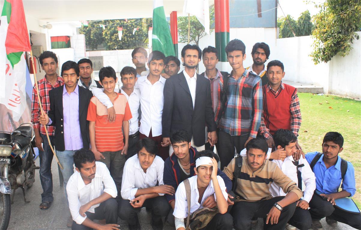 Students From ISF, MSF, IJT Join APMSO In MQM Punjab House Lahore ...