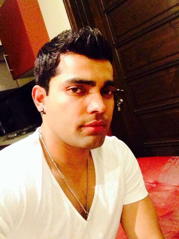Umar Akmal Wallpapers