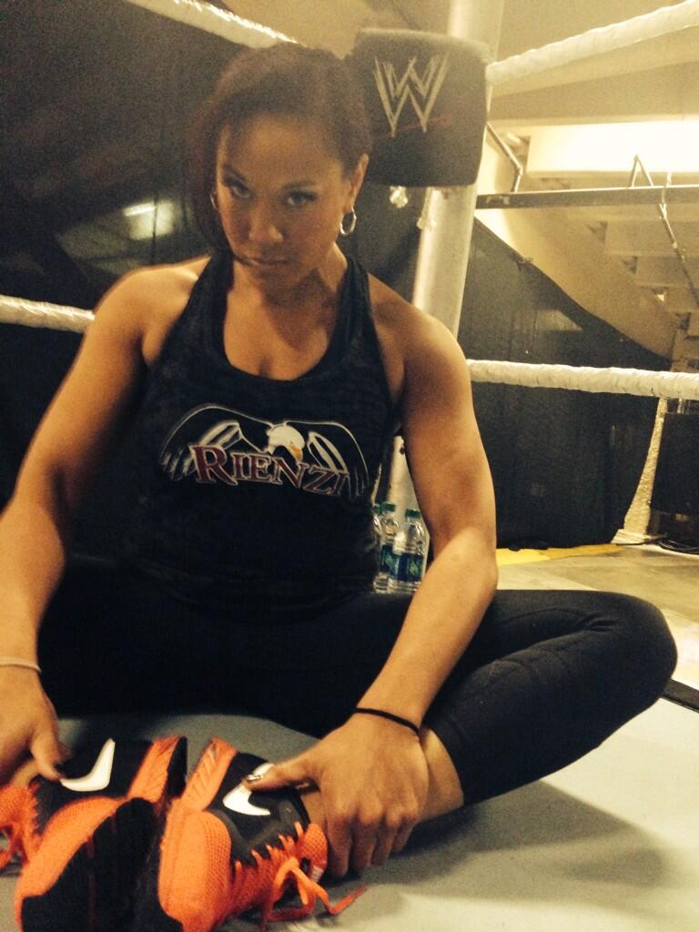 Tamina Snuka Feet
