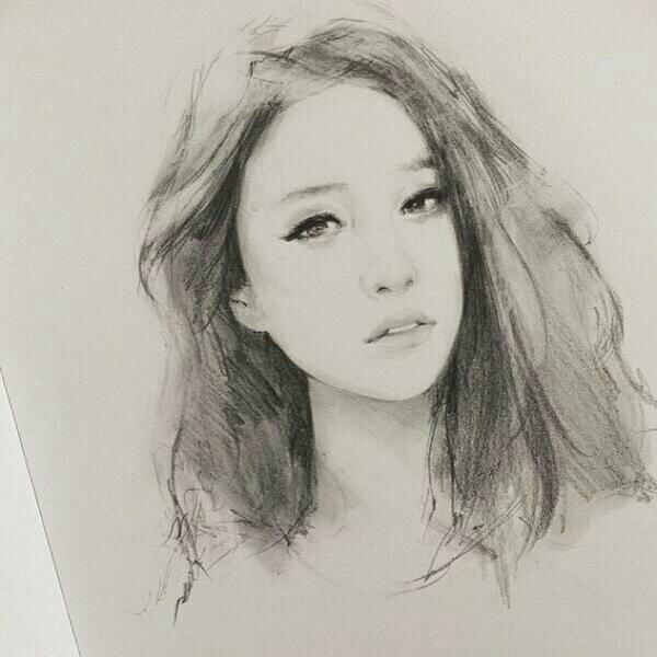 Baek Sumin Black And White