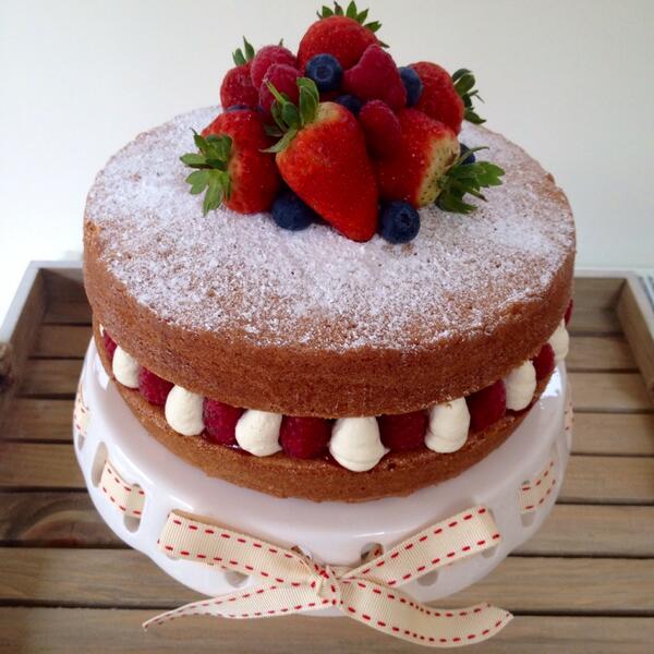 Victoria Sponge Technical Challenge – The Best Bits – The Sunday Baking ...