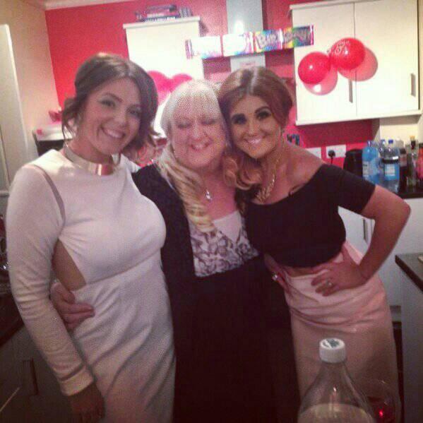 Kellie Shaw D1179bb8c5404fe Twitter