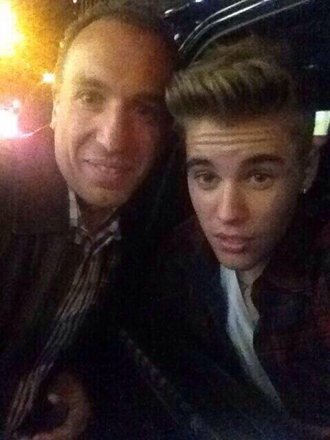 J. on Twitter: "Justin meeting fans in NYC tonight: April 28th, 2014 http://t.co/NYGKZ4lMv3 ...