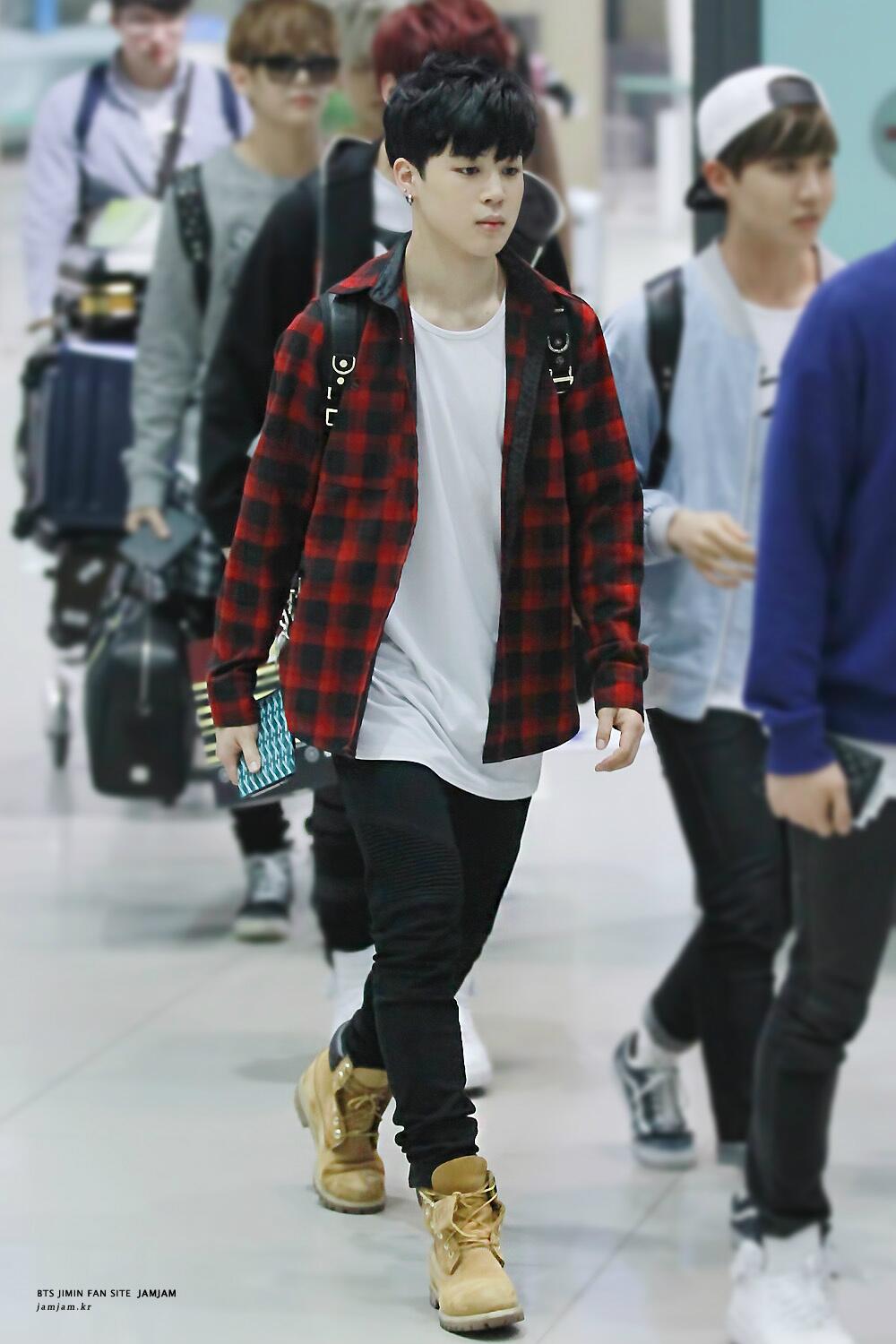 잼잼 JAMJAM on Twitter: "140417 http://t.co/3AIyVQTazw #JIMIN http://t.co/7z7rGqrRHE"