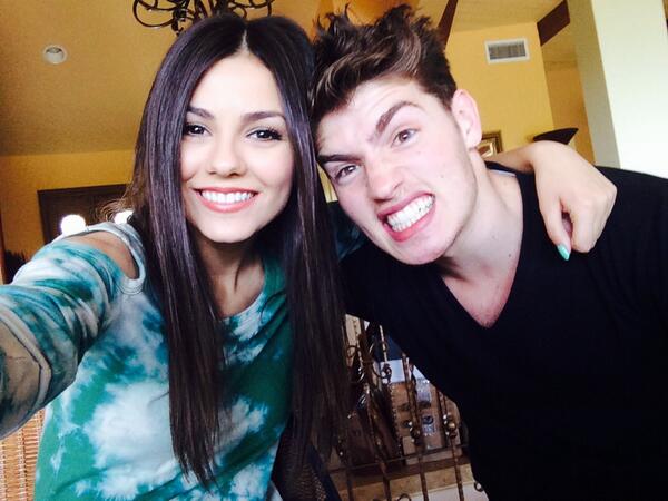 Victoria Justice And Boyfriend