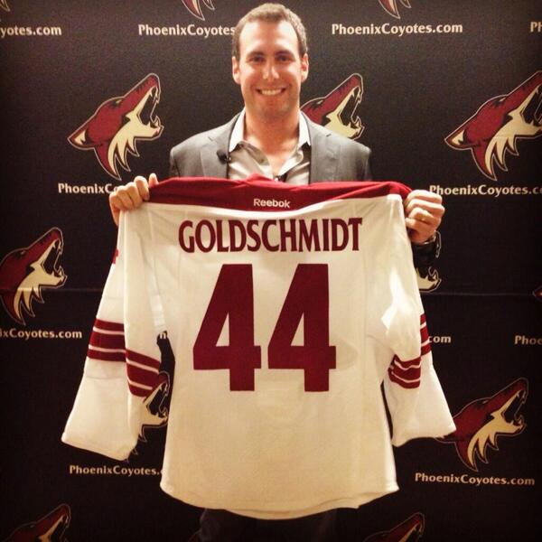 [ARZ] 디백스팬들과 사장 데릭 홀의 트위터 채팅 : MLBPARK