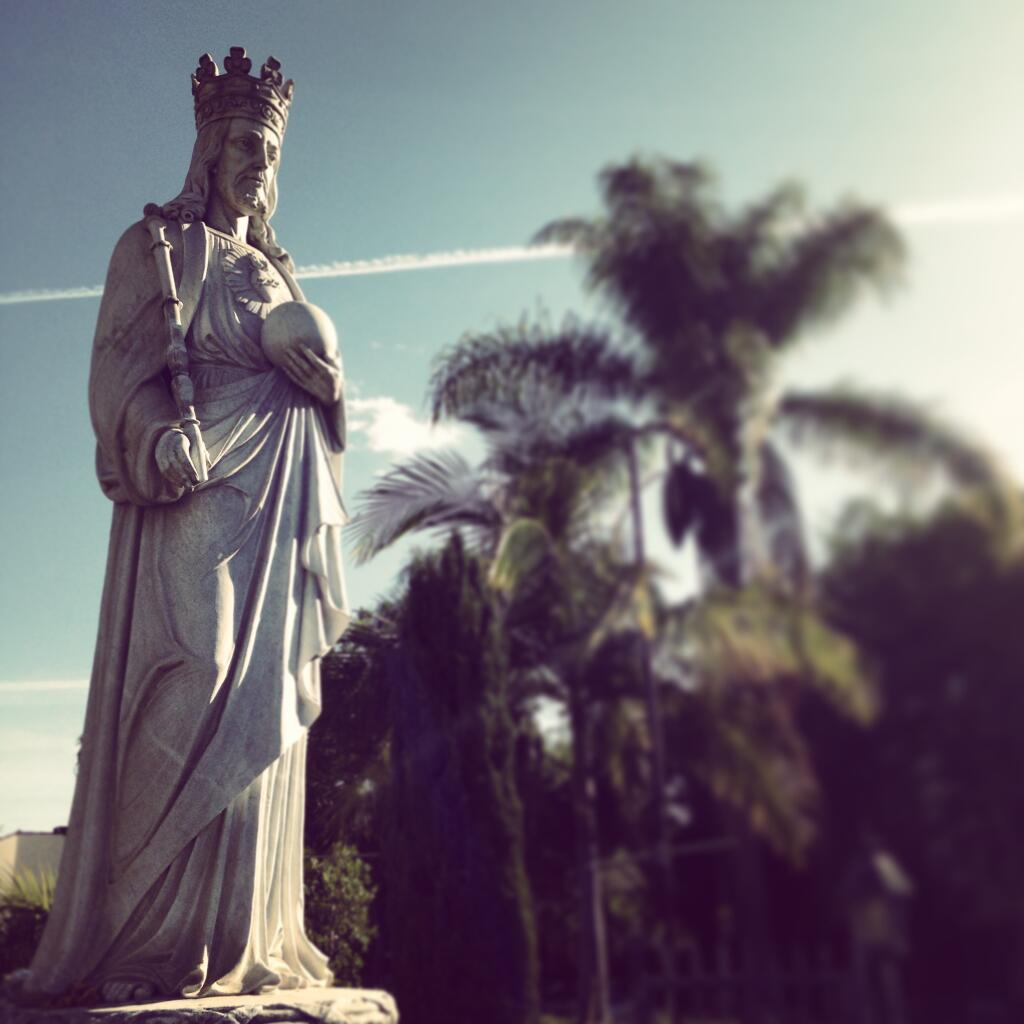 King Of Kings Statue