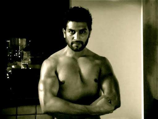 Sharad Kelkar Shirtless Video
