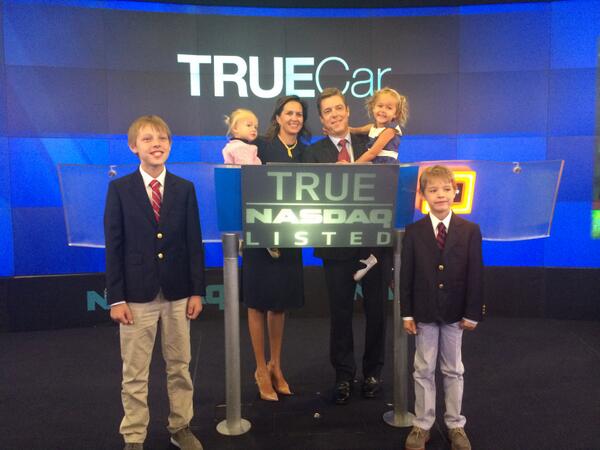 Ceo of true car, scott painter and his family before the #nasdaq ...