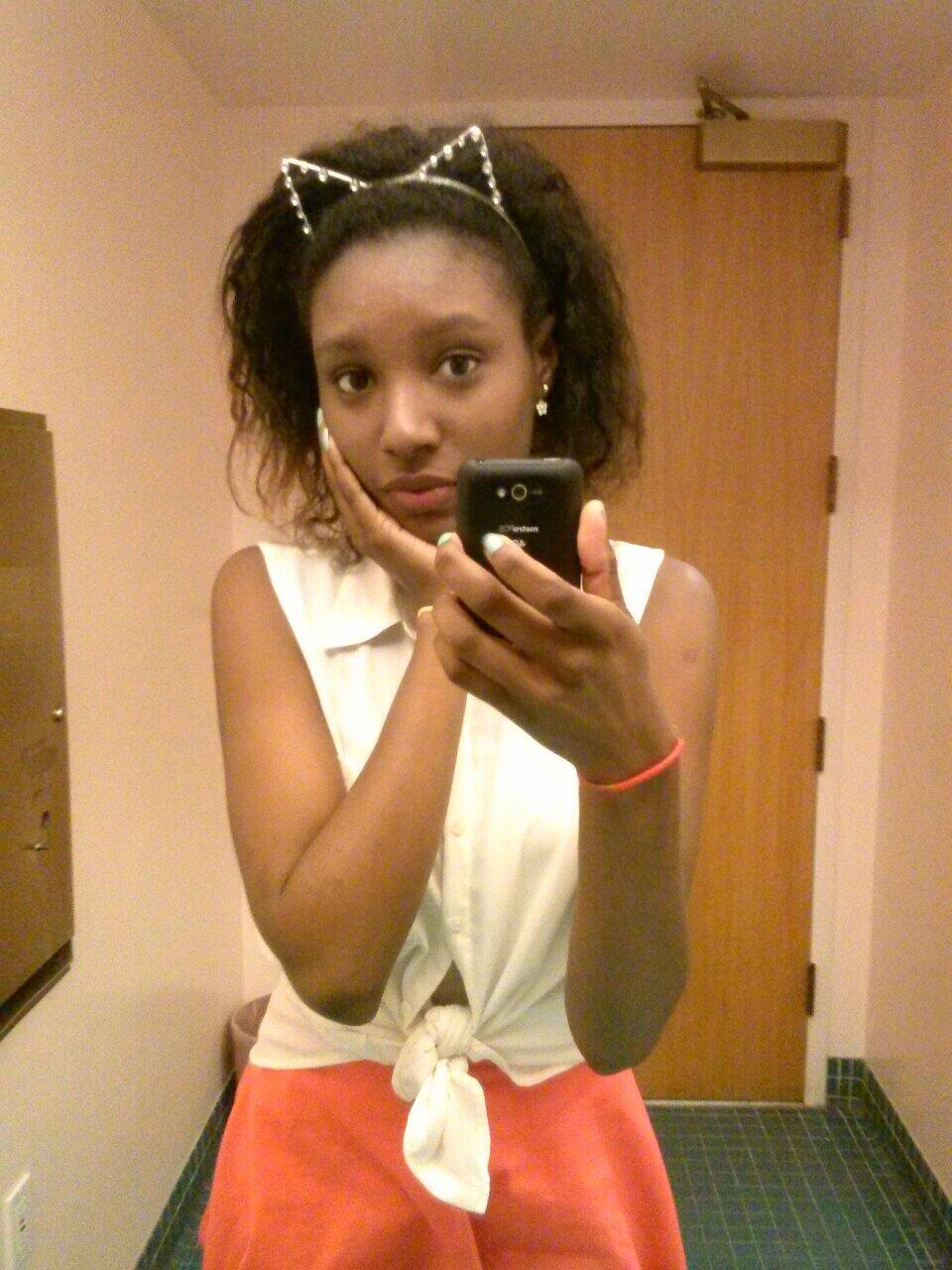 Kitty Blue On Twitter This Library Isnt Cam Girl Friendly So I Cant