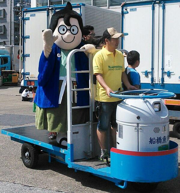 船橋市公認キャラ船えもんよりマネージャーの方が人気の件 (2ページ目) - Togetter [トゥギャッター]