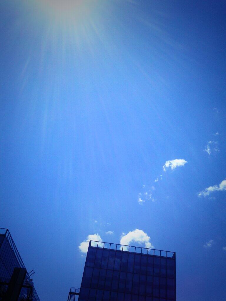 SuperMallano on Twitter: "Quinto día sin #chemtralis :-) http://t.co/jysoNROT5F"