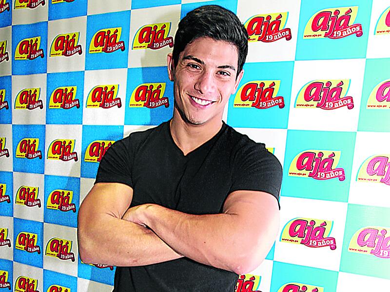 Luis Baca, actor peruano de "Vacaciones en Grecia" - Página 2 - Xtasis ...