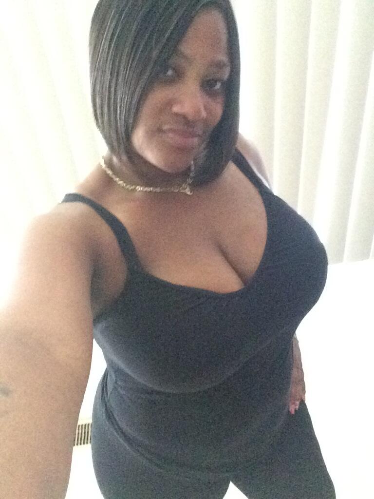 Jaye Thompson on Twitter: ""@luvleetea: Omw to the dealership for repairs #teamDAYUM ...lol I ...