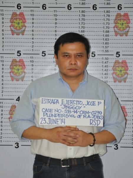 Senator Jinggoy Estrada's mugshot photos while undergoing booking at ...