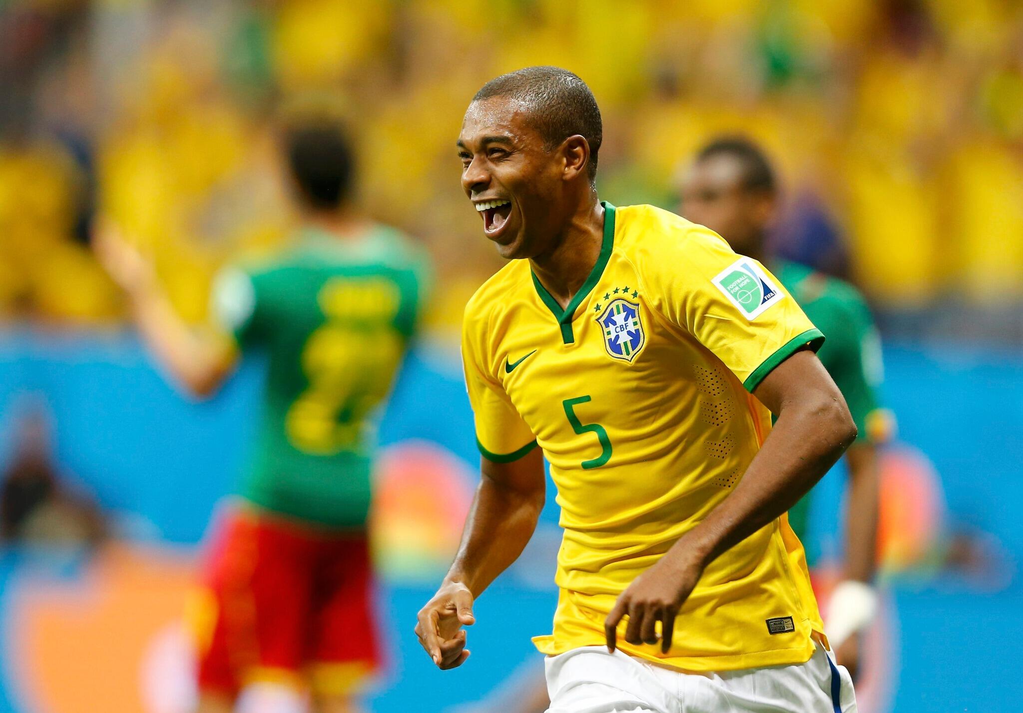 Números de Fernandinho contra a Croácia | Football Extremo