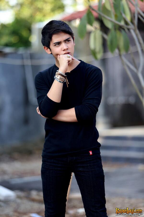 Aliando