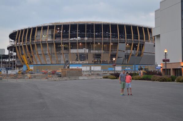 New Quebec arena coming along nice. Get a team here now Nordiques ...
