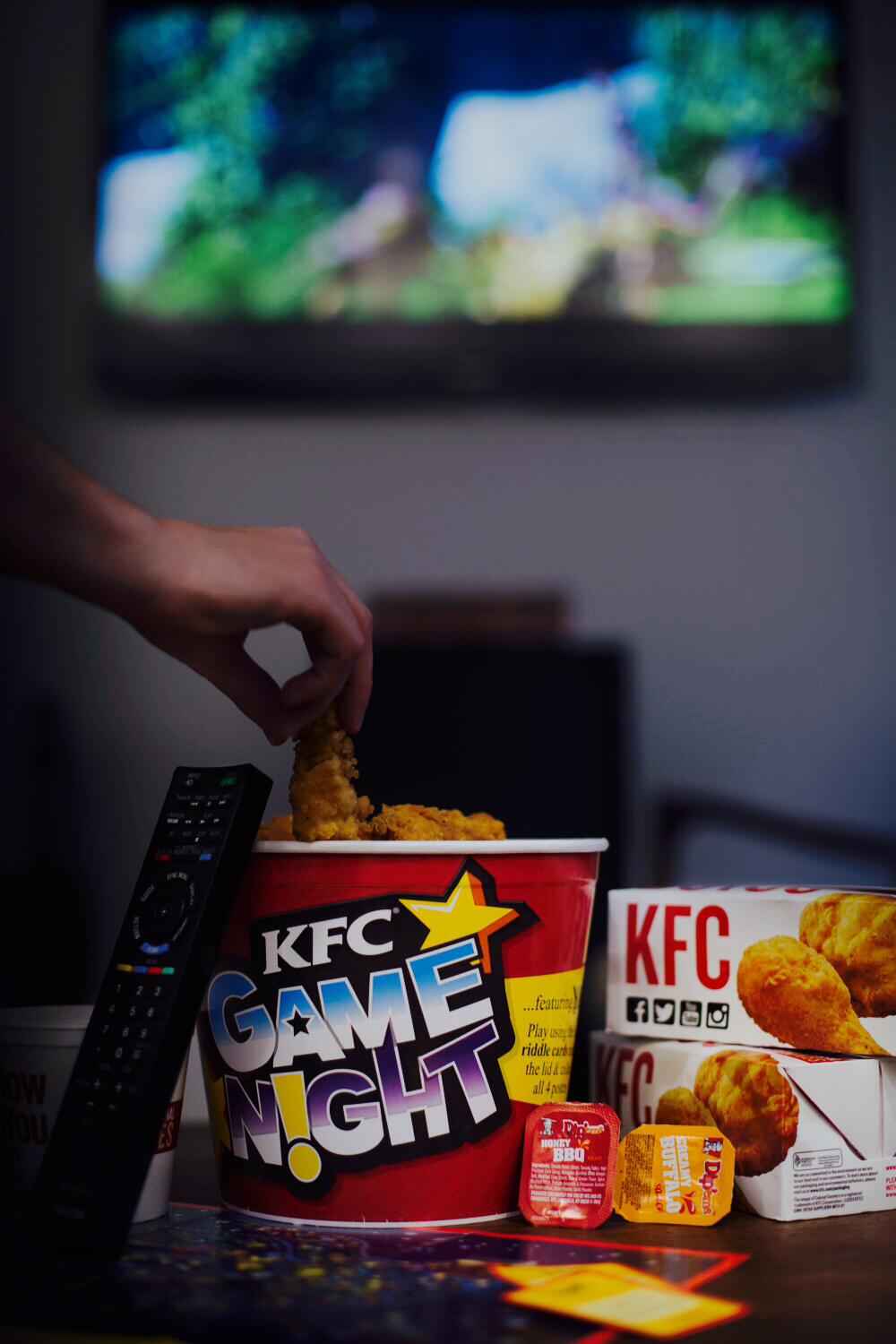 Kfc Game Night KFC Gives Kiwis Chicken In Exchange For Fake Cash In