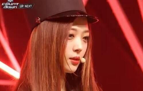 Fx Sulli Red Light