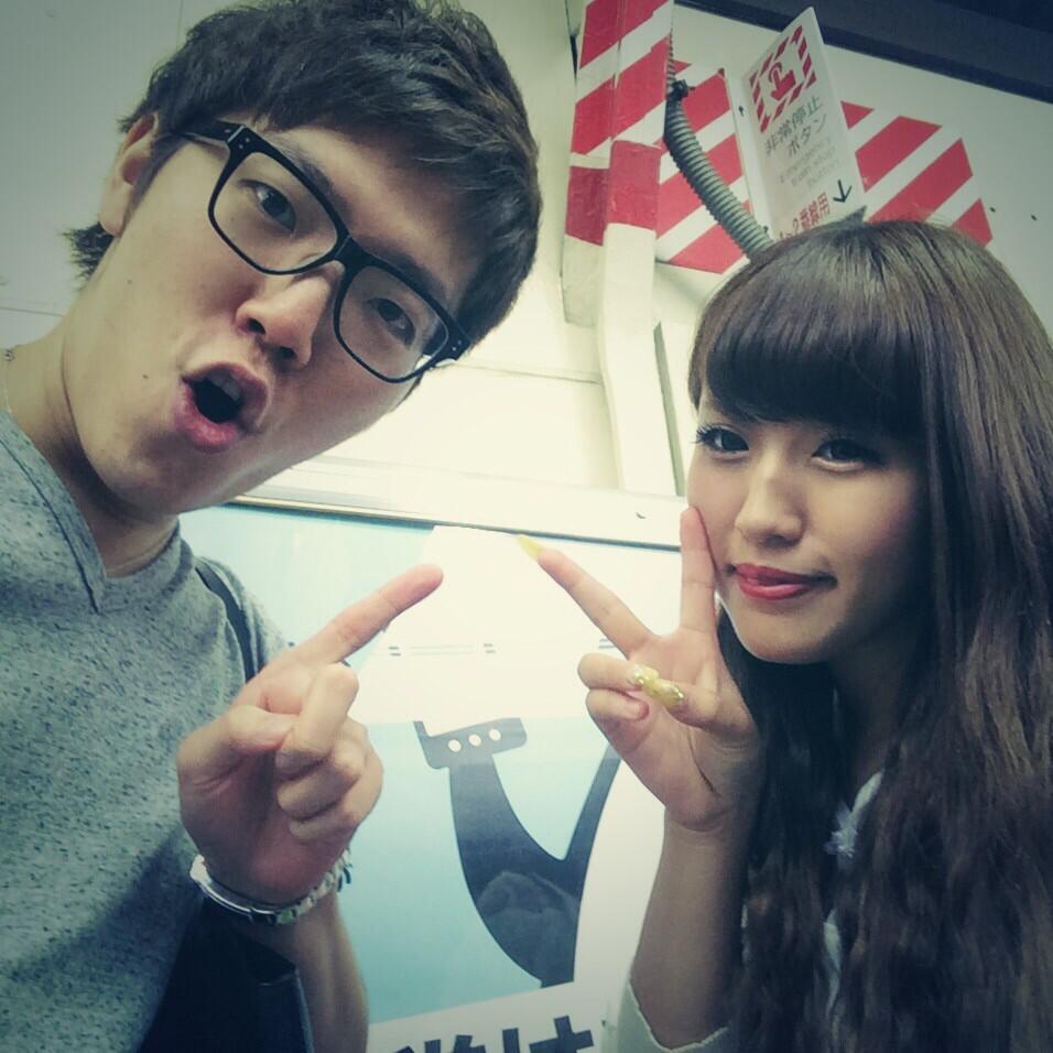 HIKAKIN😎ヒカキン 【YouTuber】 on Twitter: "たまたま郷杏樹ちゃん@mini_size0にバッタリ会った（笑）後ろ姿だけでヒカキンと見抜かれた！すげぇ\(^o ...