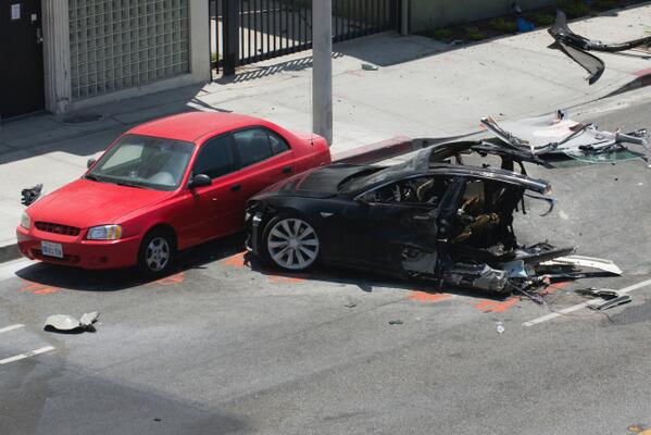 Tesla: LAPD pursuit ends with stolen Tesla split in half in multi-car ...