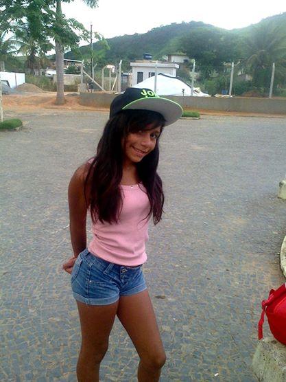 Mulher De 16 Anos Pelada