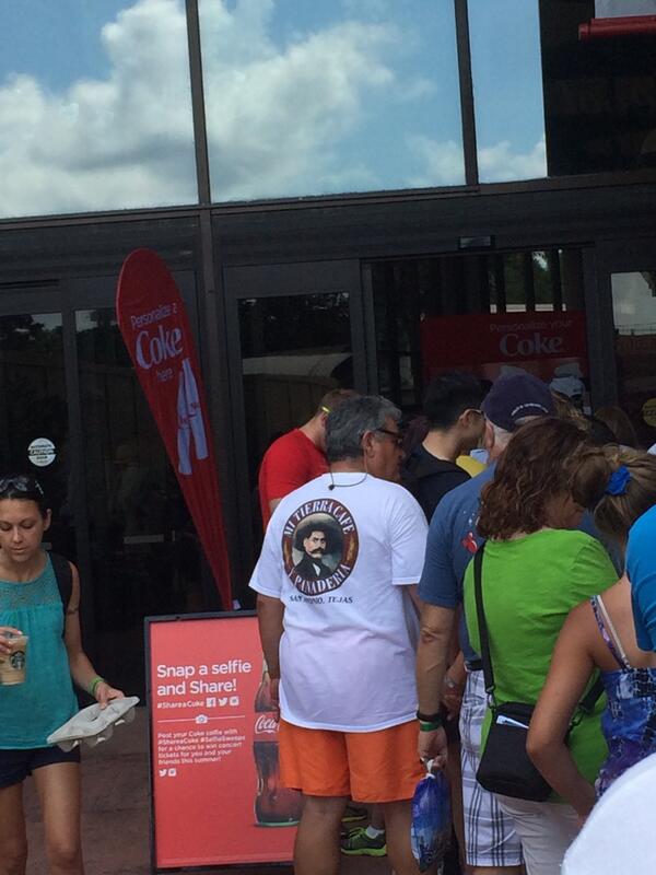 Guests can personalize coke cans with their names on them at Epcot ...