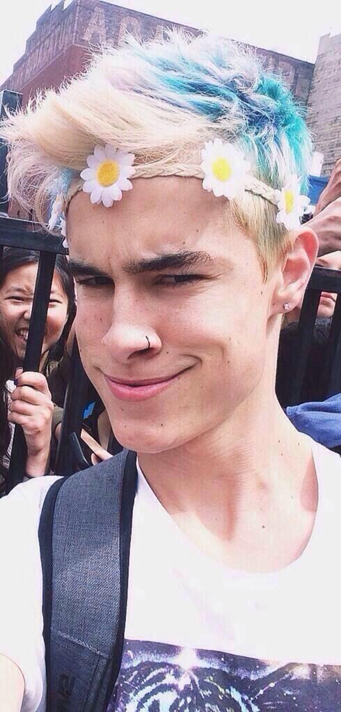 Kian Lawley Eyes