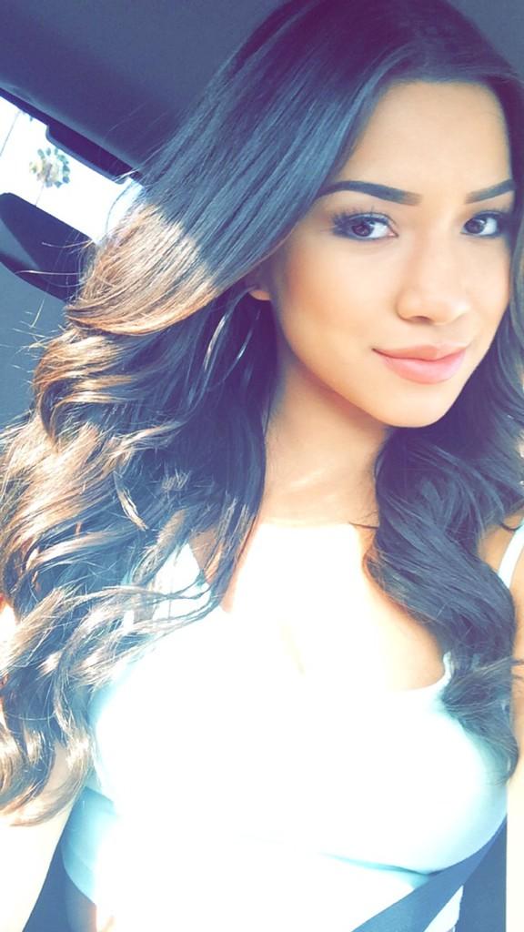 Julia Kelly's Instagram, Twitter & Facebook on IDCrawl