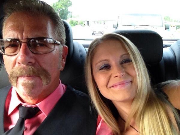 PIC: Stephanie pressuring Ronnie to get married? | The Dawg Shed