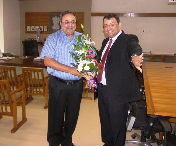 Tata Group Chairman Cyrus Mistry meets Gujarat Chief Minister Anandiben ...