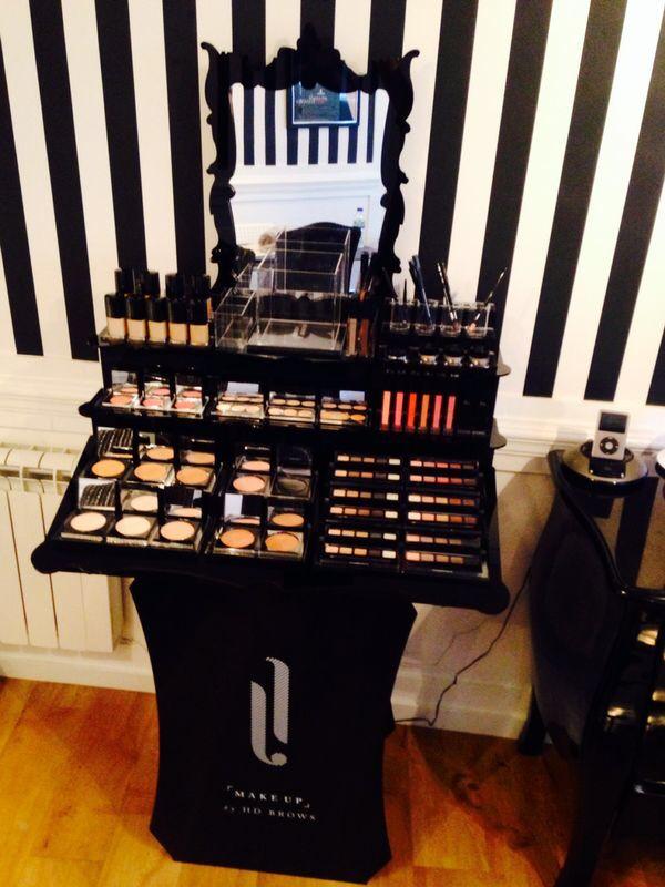 Hd Makeup Stand - Makeup Vidalondon