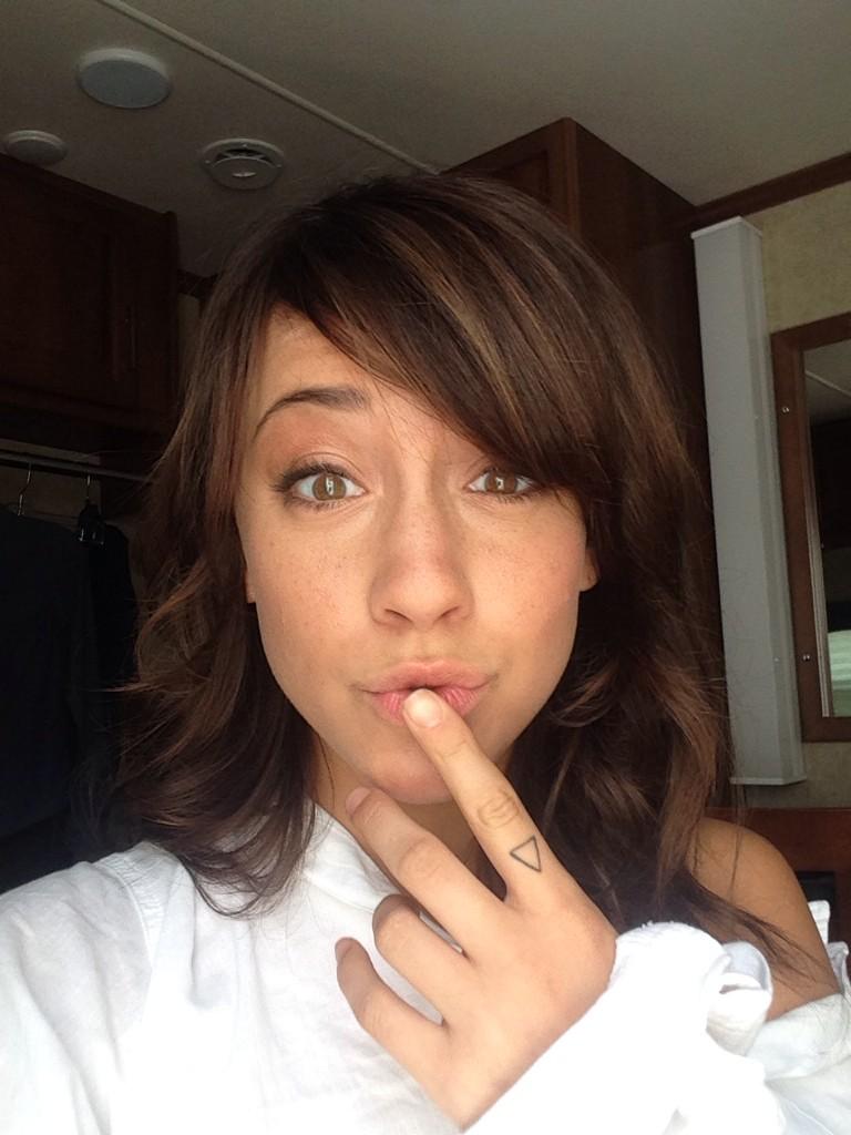 Stella Maeve On Twitter Hard At Work Lvbg4lnm9y