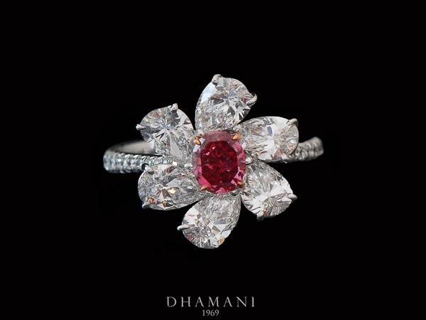 Dhamani 1969 on Twitter: "A Fascinating Red #Diamond #Ring, Studded with Fancy Pinkish Red # ...
