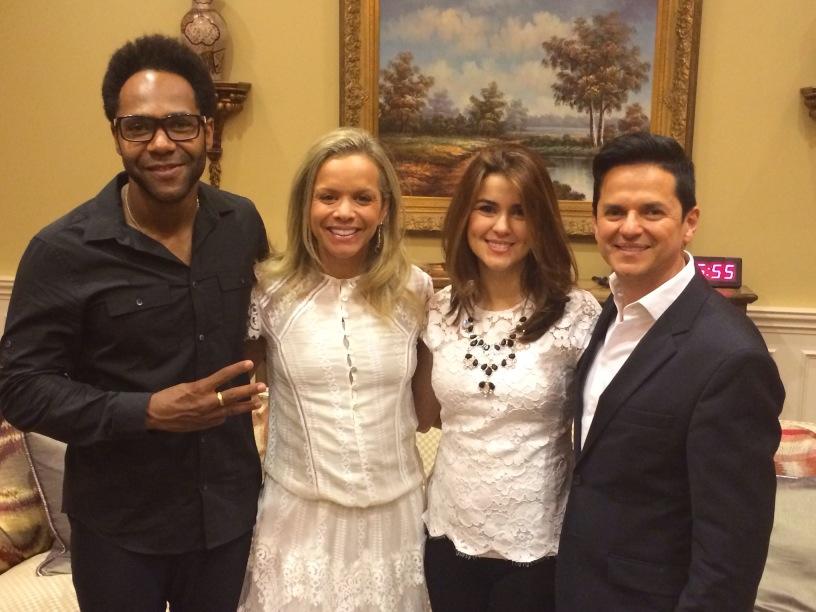 Danilo Montero Y Su Esposa