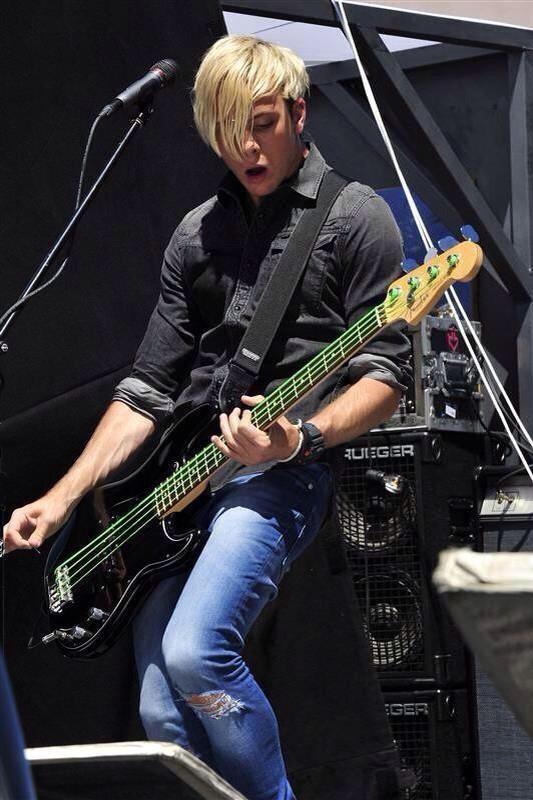 Riker Lynch Bass