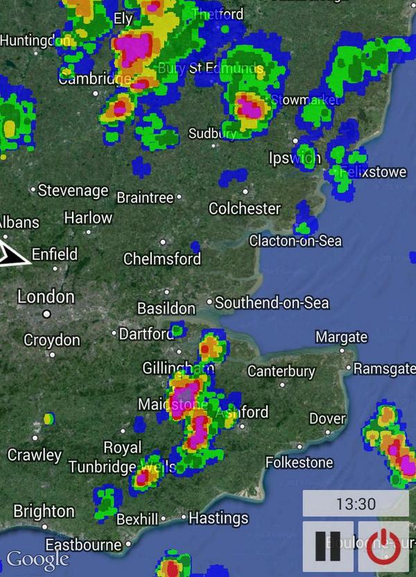 Heavy downpours cause flooding in Kent - ITV News
