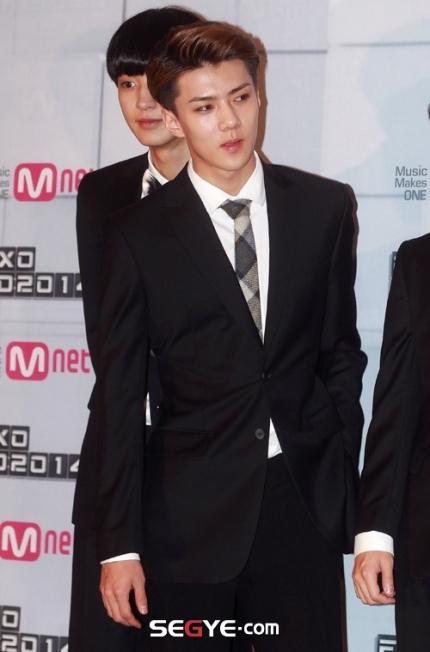 صور + احداث| 140811 اكسو في المؤتمر الصحفي لبرنامج EXO 90:2014 | Exo Arab Fans