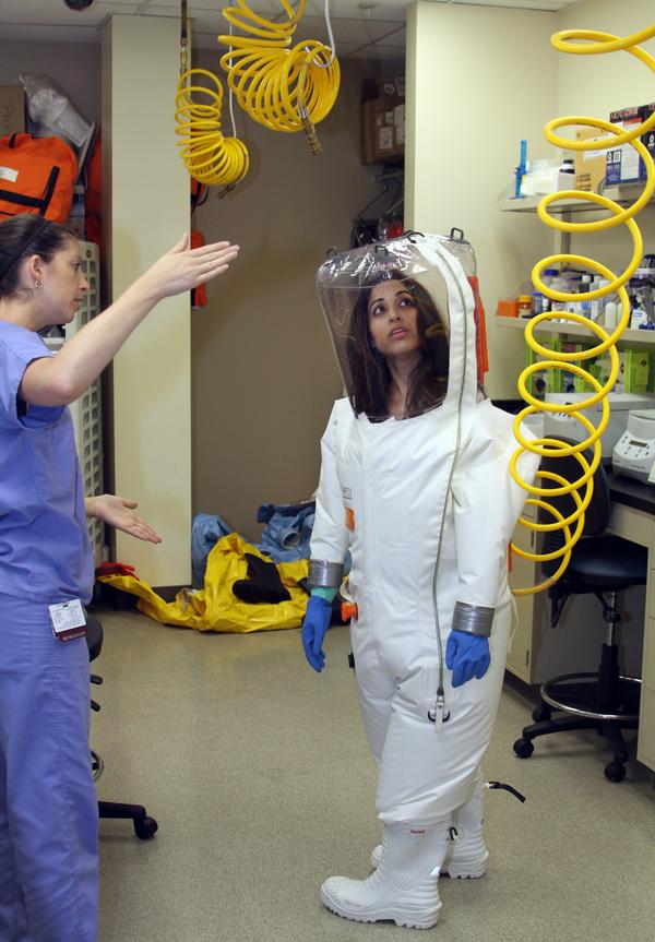 Heavy Gear Girls • View topic - White BSL4 Suit