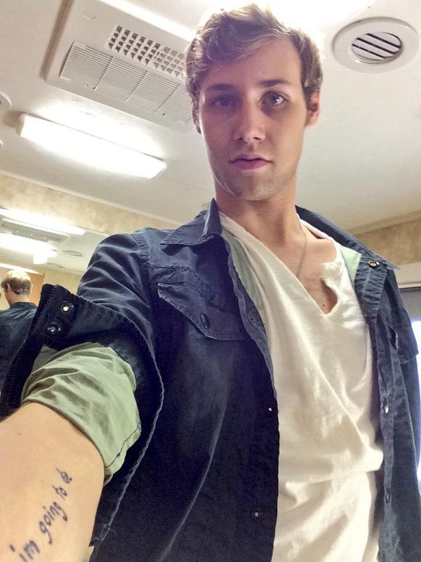 Crash Finding Carter