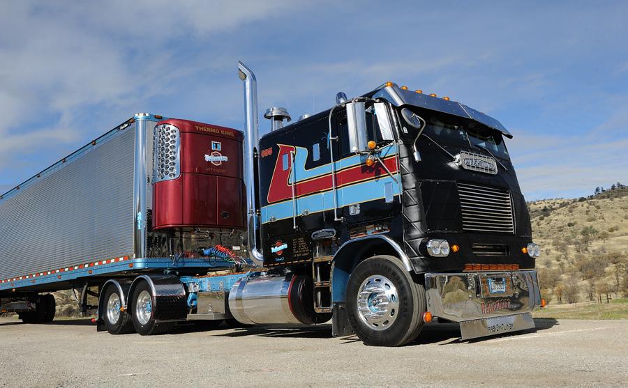 Custom Freightliner Cabover