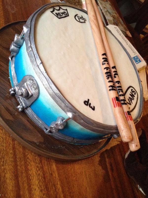 Dw Drum Cake
